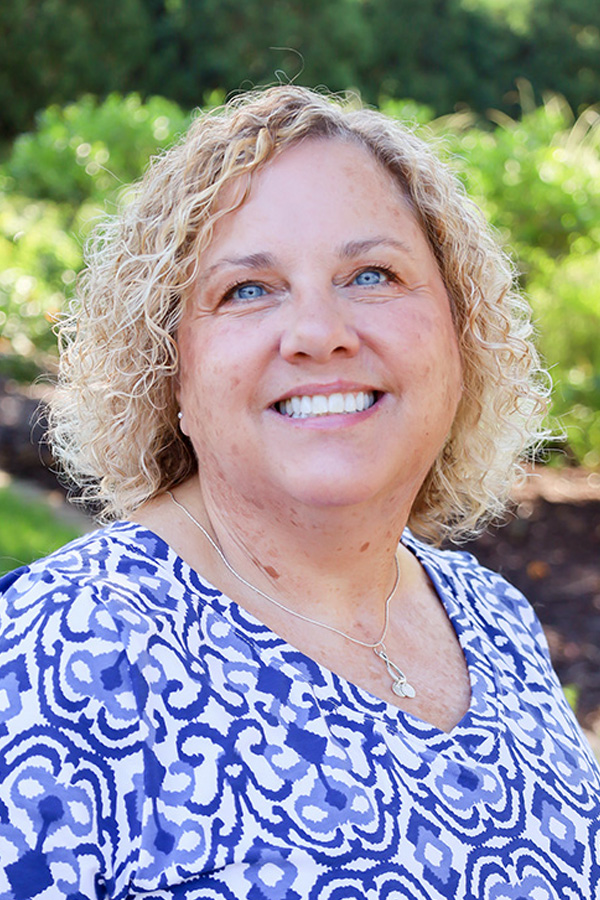 Meet business office assistant Allison Winter - St. Paul Lutheran ...